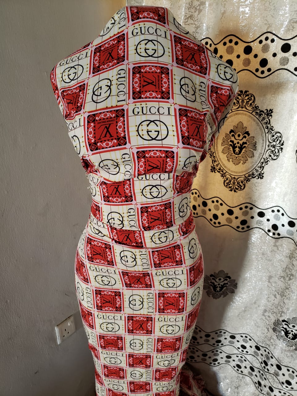 Writing Gucci Vintage - Classic Mirabel Collection